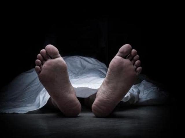 A Dead Body පාසල් සිසුවිකගේ මල සිරුරක් ජලාශයක - Thulana Mag