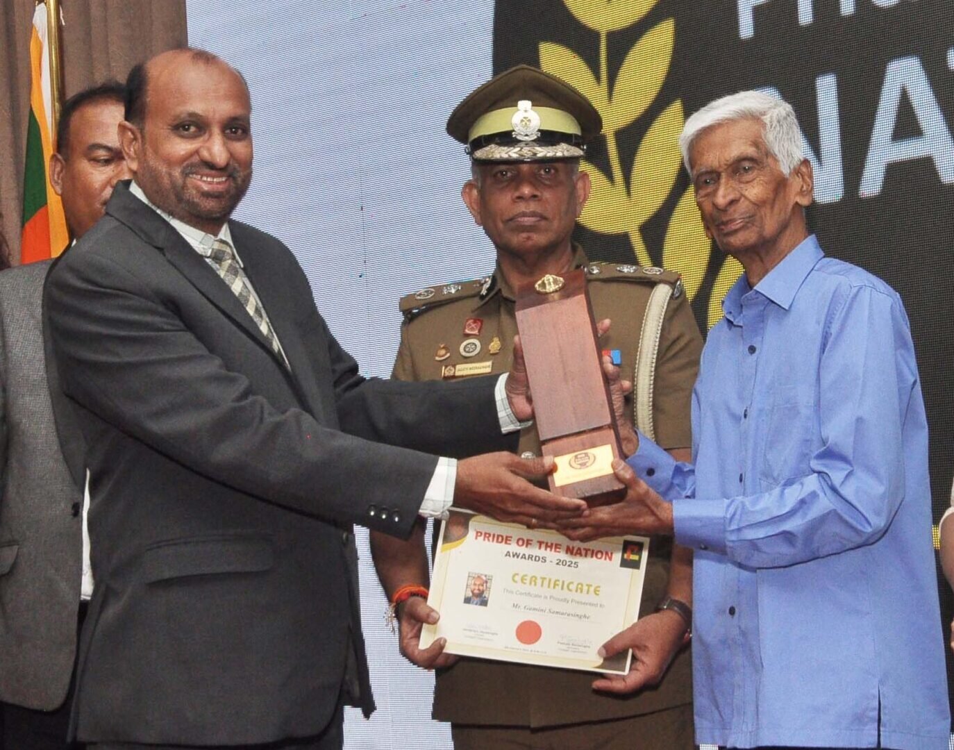 Pride of the Nation Award 2025 ගාමිණී සමරසිංහට ජාතියේ අභිමානී සම්මානය ...