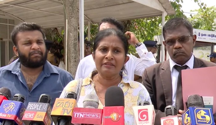 Makadure Madhush මාකදුරේ මධුෂ්ගේ මරණයට සාධාරණයක් ඉල්ලා බිරිඳගෙන් ...